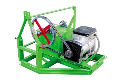 Agricultural / Farm Waste Shredder Cum Pulverizer - Tractor, Mini ...